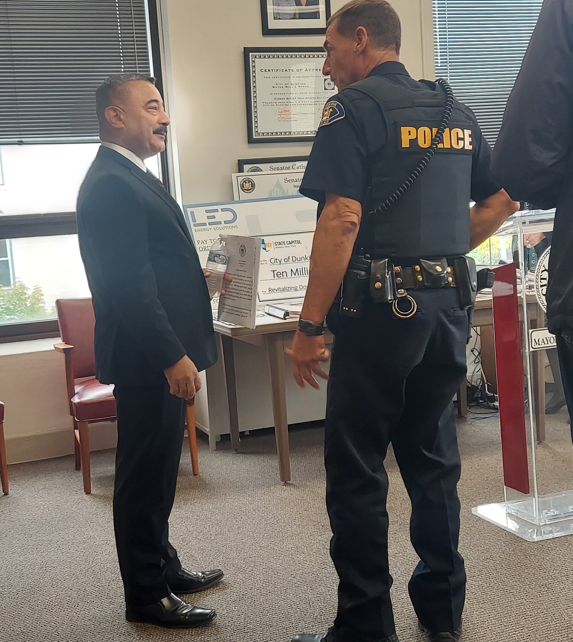 Rosas proposes tax hike in budget | News, Sports, Jobs - Observer Today